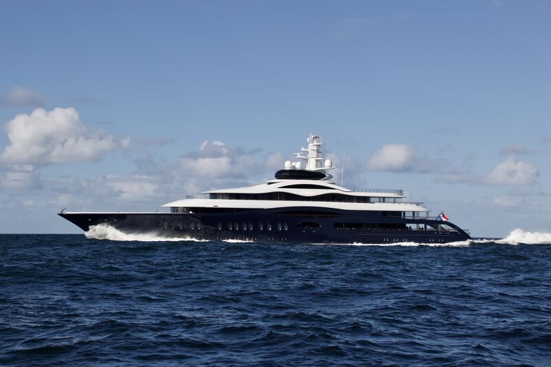 Yachts, with Designs by Espen Øino International | Luxury Yachts ...