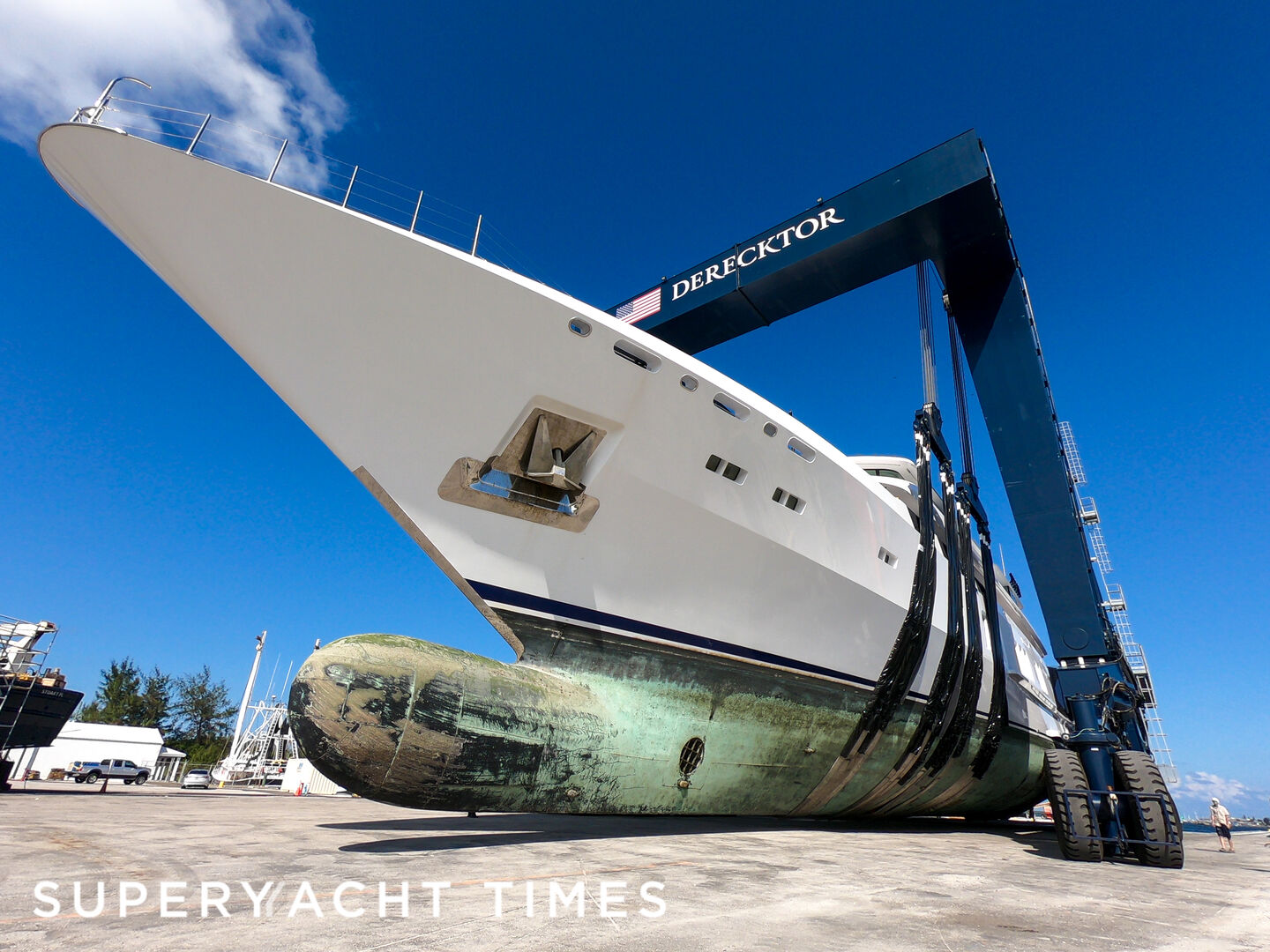 Derecktor Shipyards completes world's largest yacht lift with 73m Coral ...
