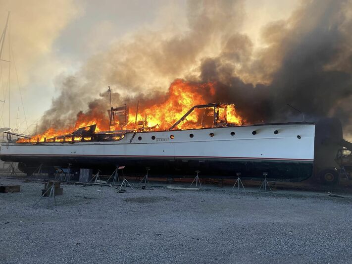 Fire at Seabrook Harbor & Marine, New Orleans destroys five boats