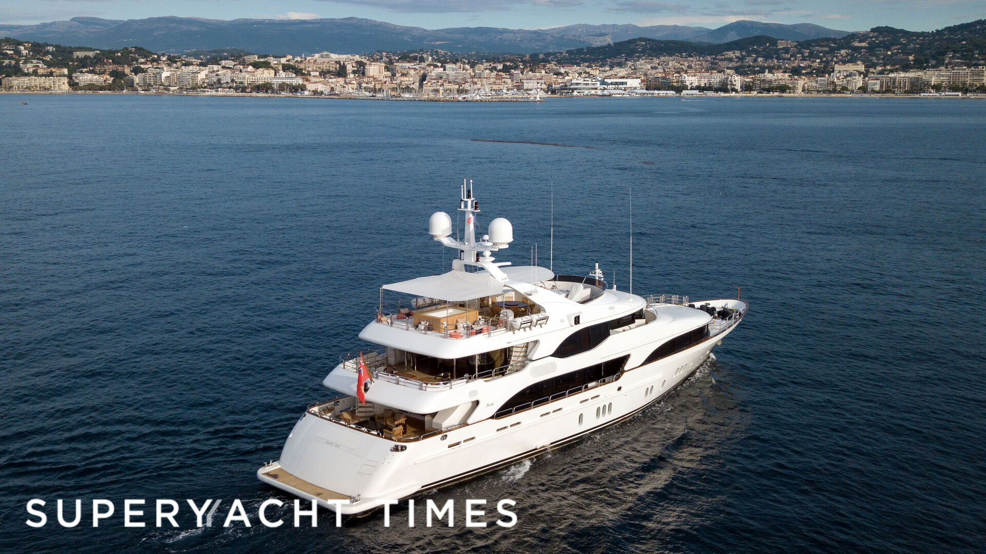 44m Benetti Vision 45 superyacht HoM sold