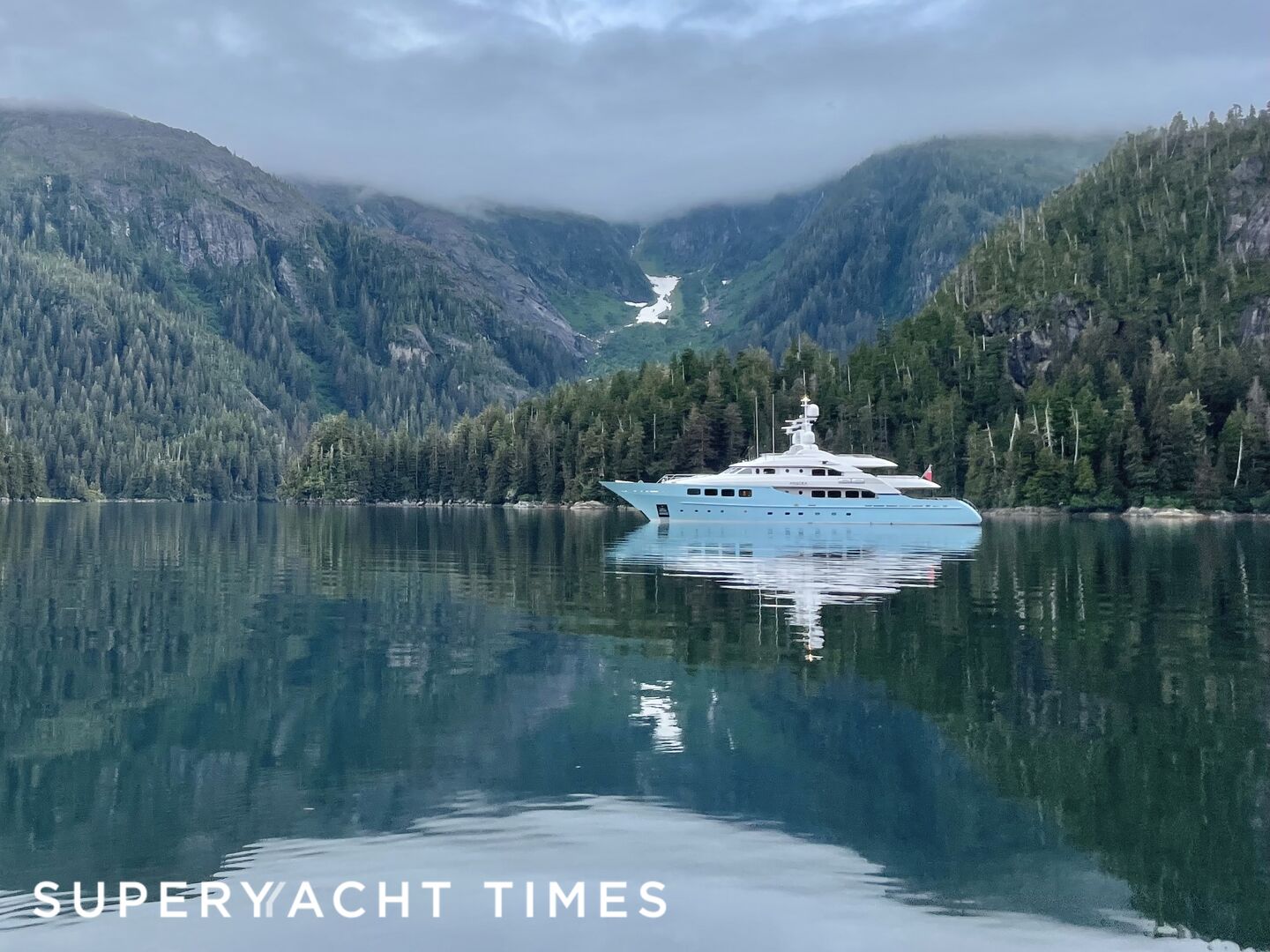 Superyacht Awatea in Alaska