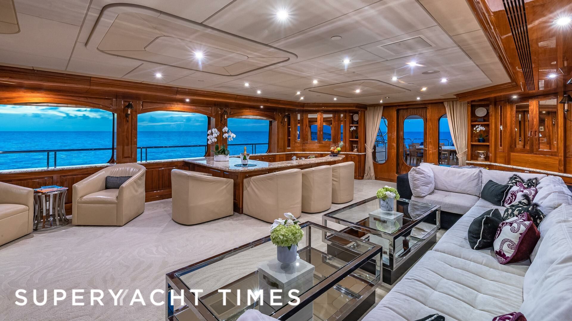 48m Christensen superyacht Lisa Mi Amore enters the market