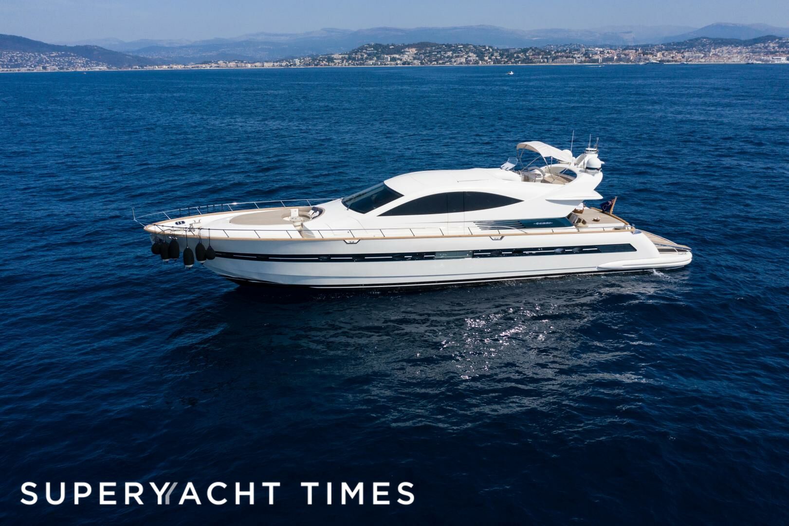 26m CCN motor yacht Nineteen42 for sale