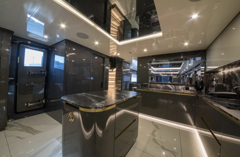 Queen Karina | Superyacht Times