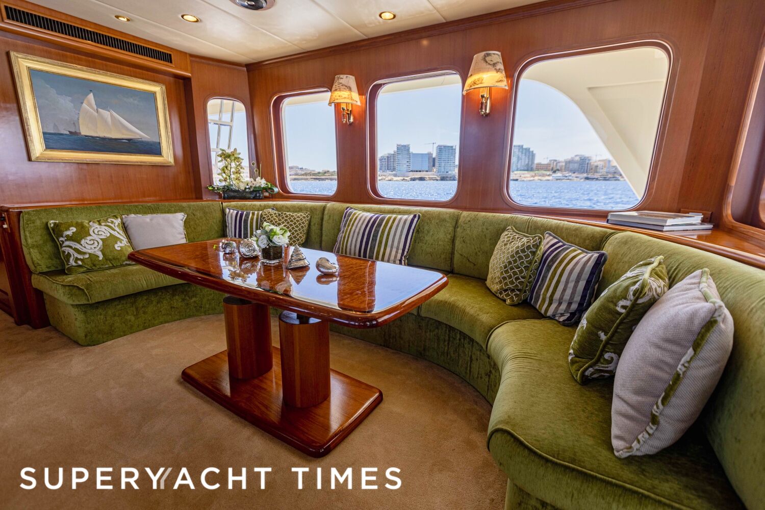 28m Offshore Yachts motor yacht Sundene sold