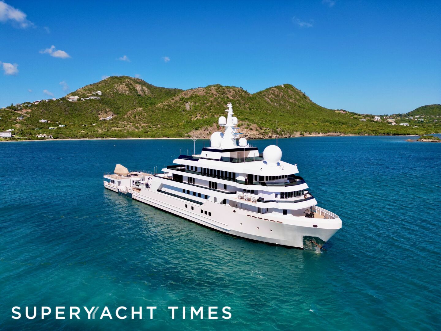 Explorer yacht Voyager In Antigua
