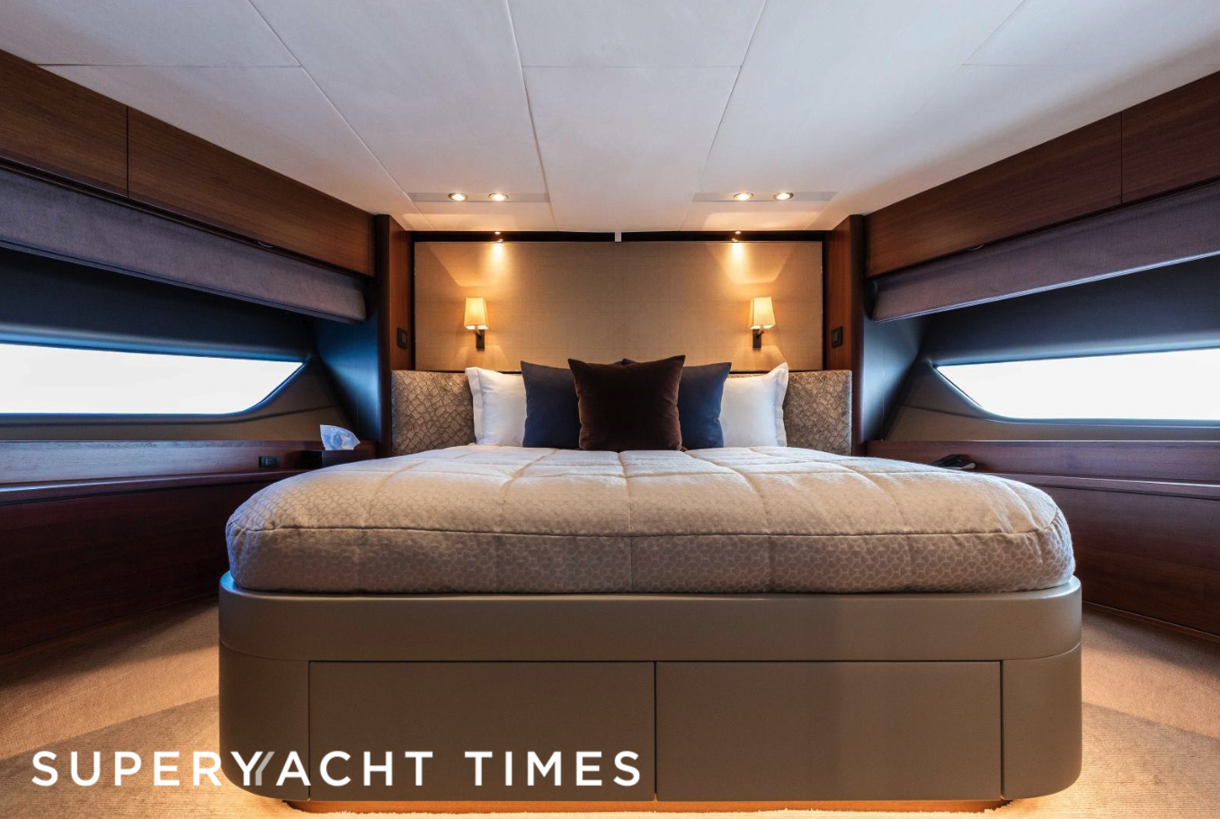 26m Princess yacht Cape Cod for sale