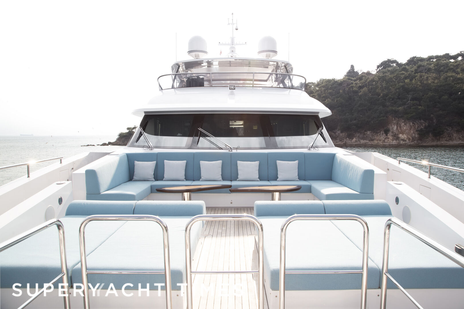 38m Benetti motor yacht Charade sold