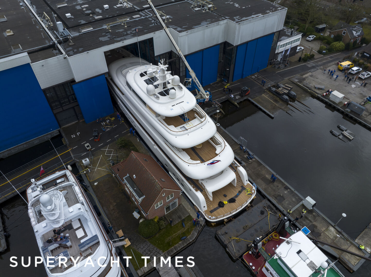 67m Feadship 823 superyacht launched
