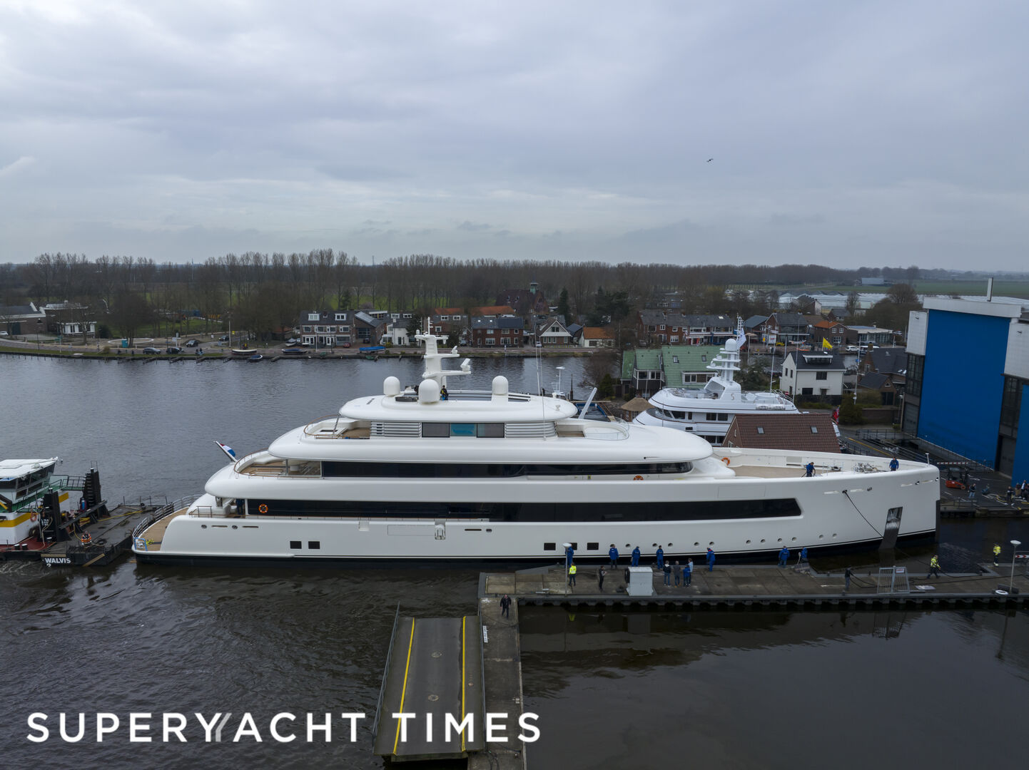 67m Feadship 823 superyacht launched
