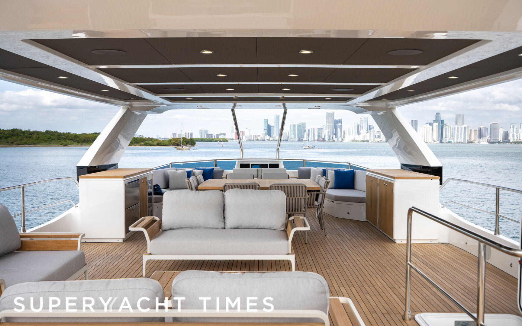 26m new-build Numarine 26XP superyacht sold