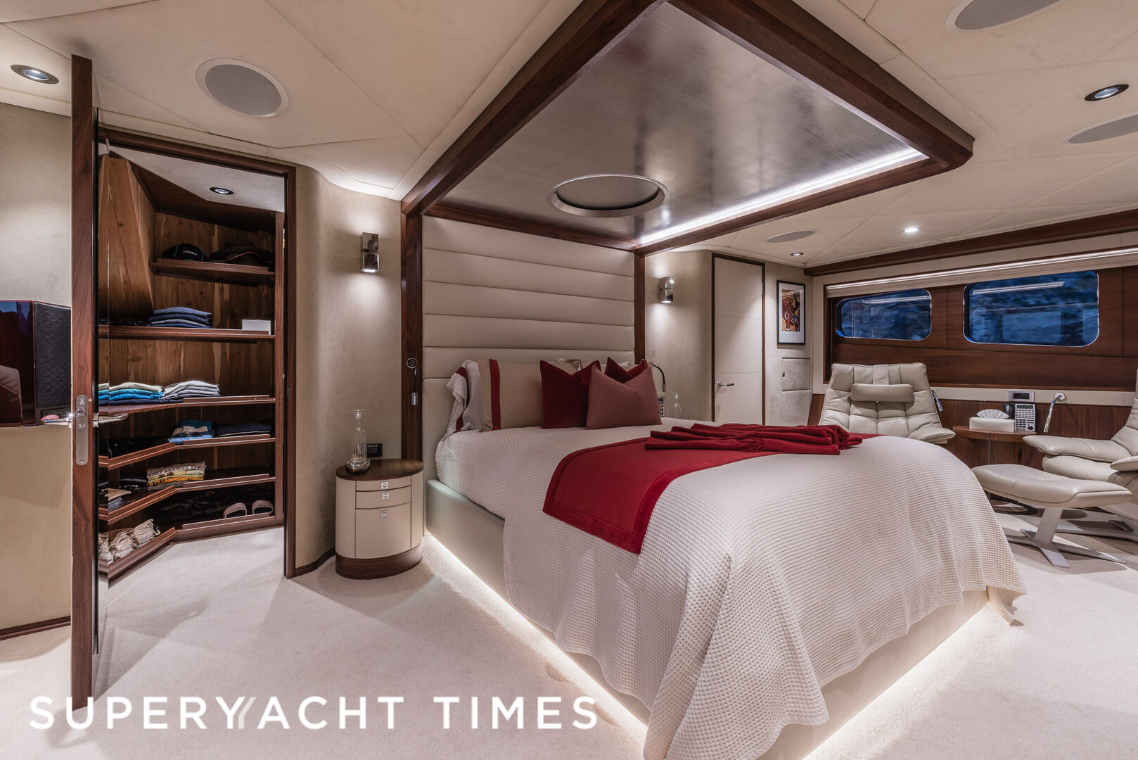 43m NQEA superyacht Flying Manta sold