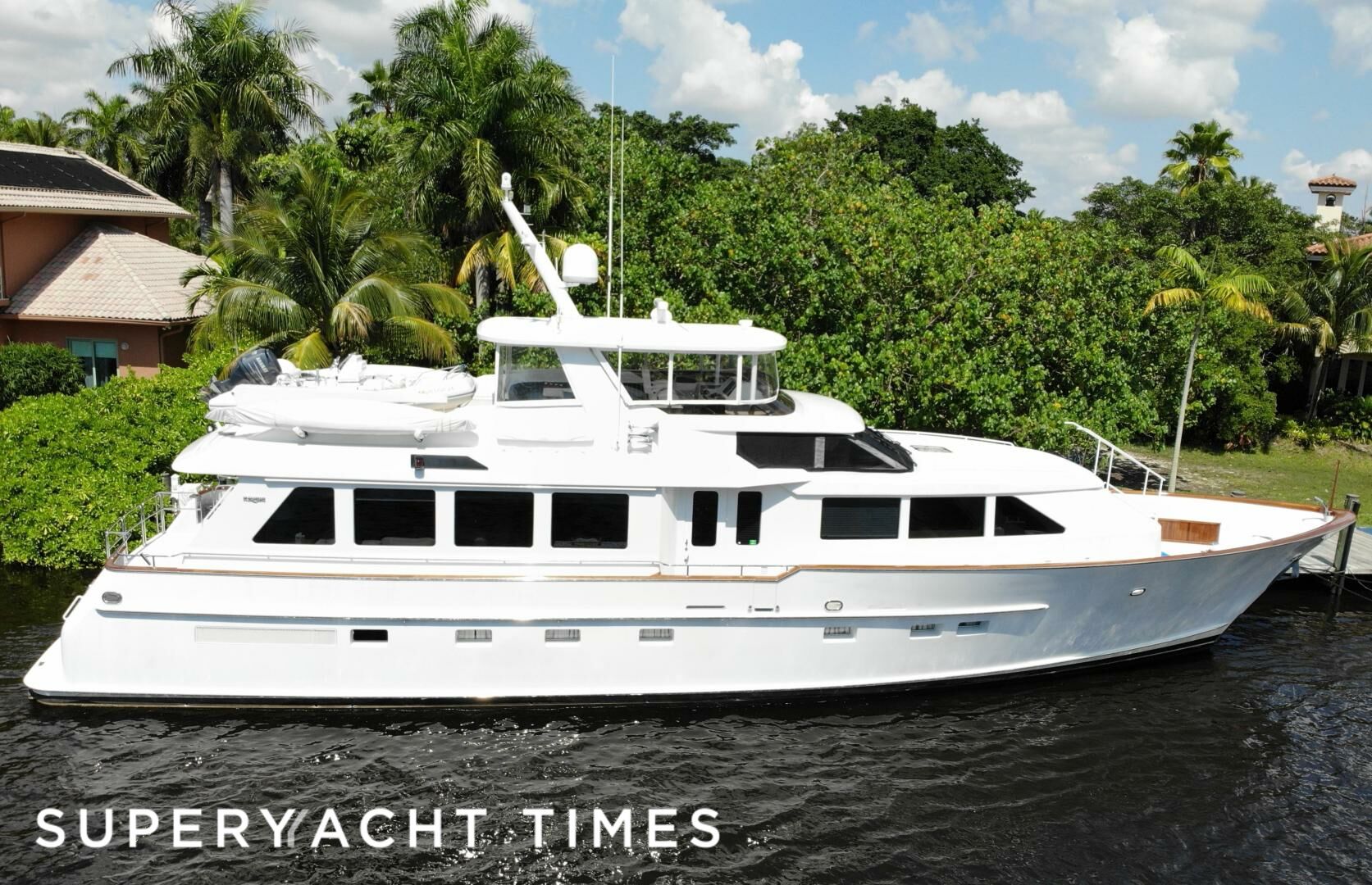 26m Burger motor yacht Journey On sold