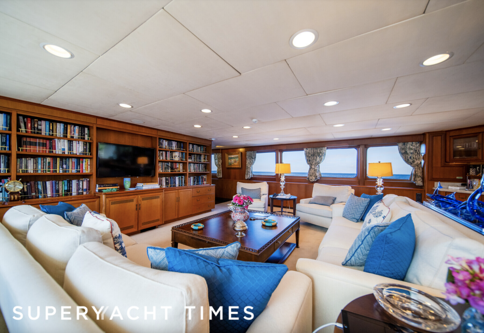 47m Puglia superyacht Sea Falcon II sold