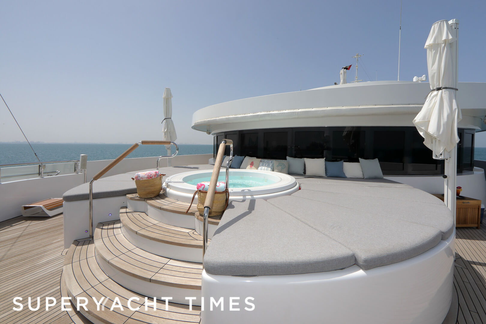 91m Neorion superyacht Moonlight II for sale