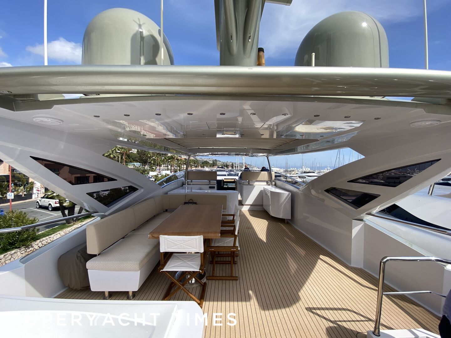 34m Permare Amer 110 motor yacht Lady Liudmila sold and renamed Melt