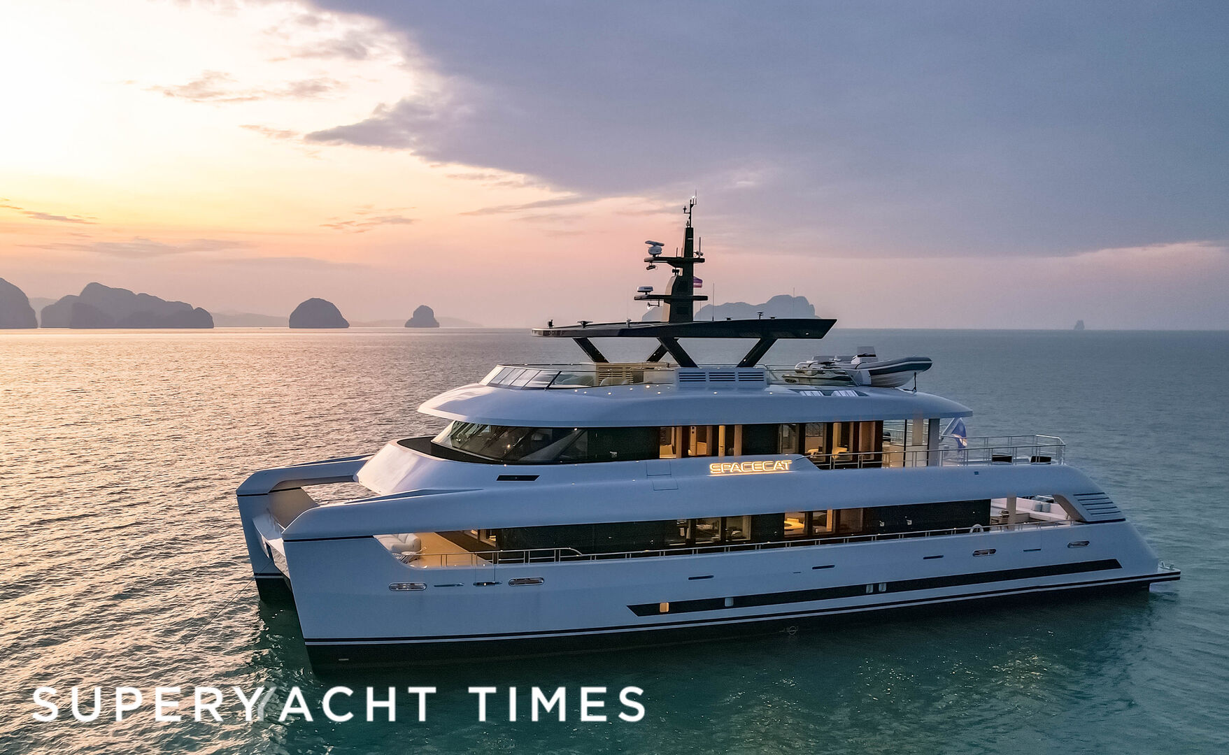 35m motor yacht SilverYachts SpaceCat enters the market