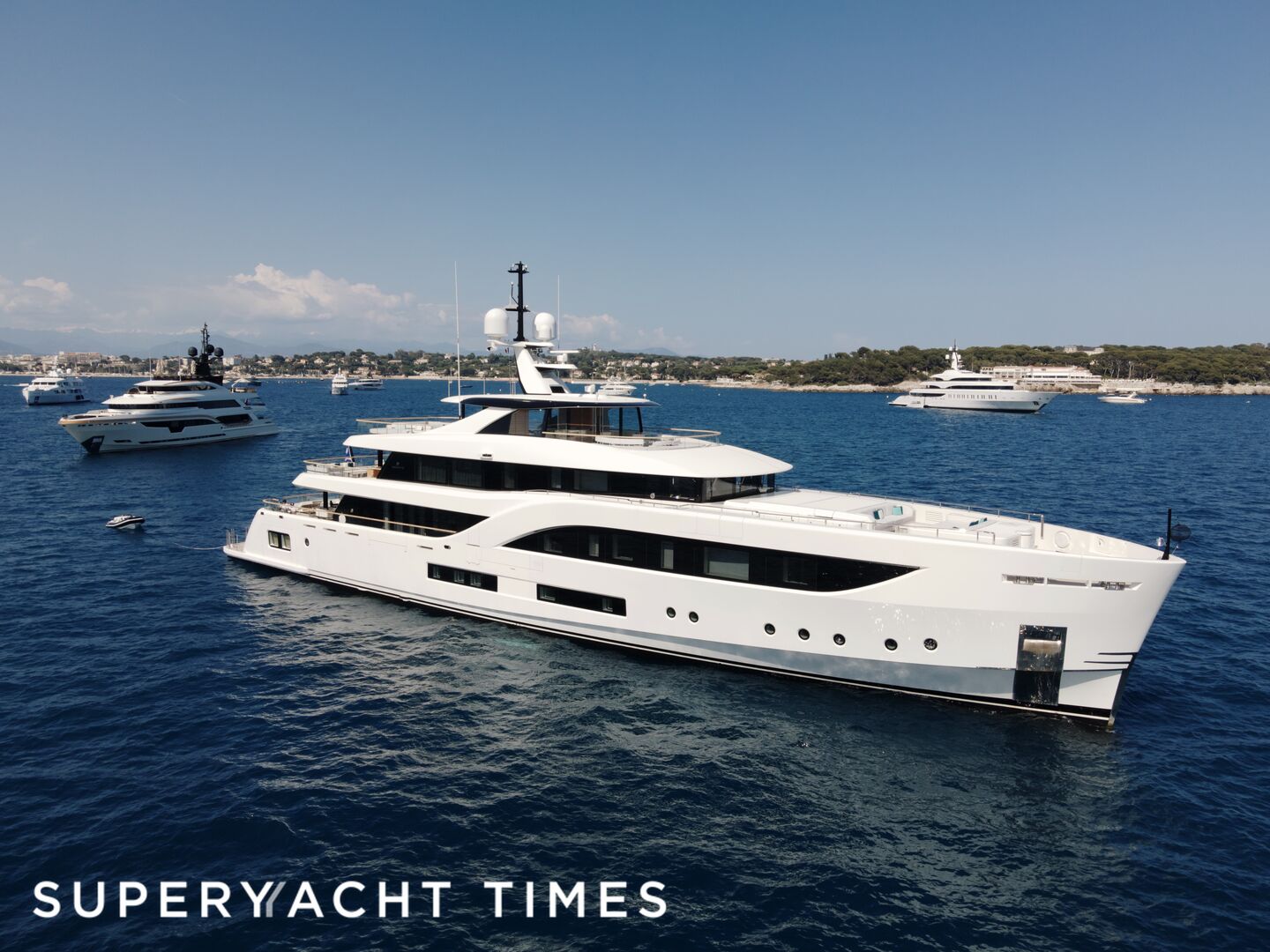 54m superyacht C on the French Riviera