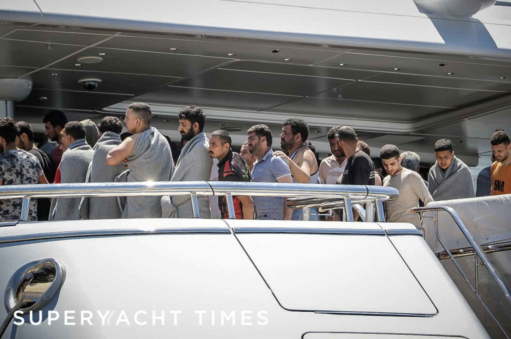 93m Mayan Queen IV superyacht rescues over 100 migrants from sinking boat in Greece