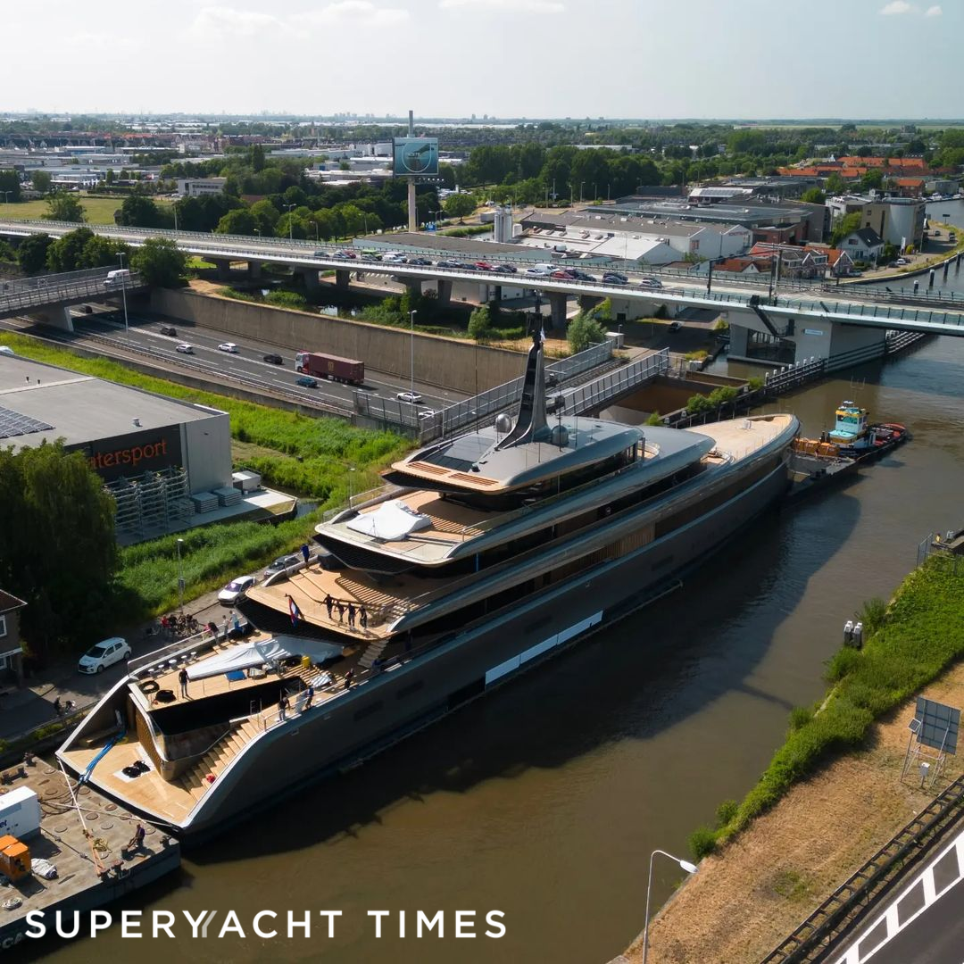 84m Feadship superyacht Obsidian prepares for sea trials
