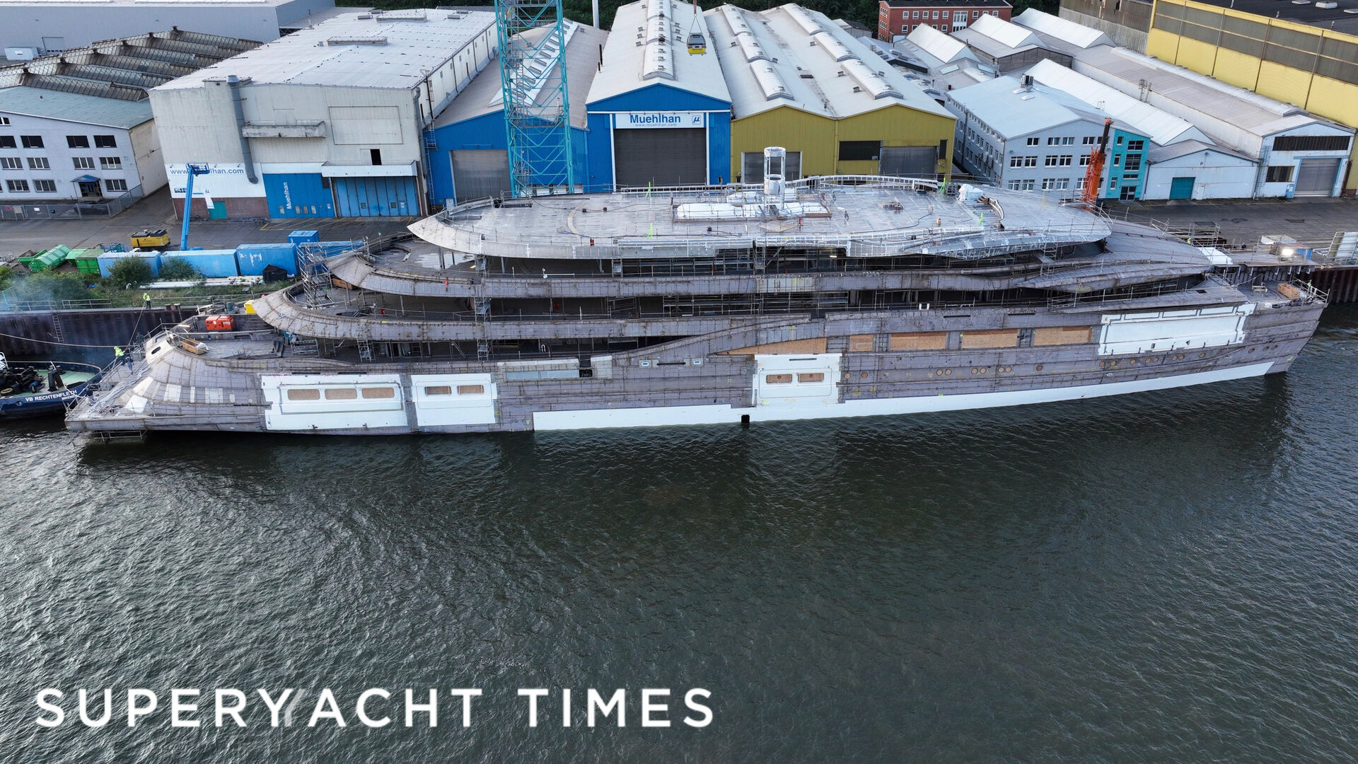 New images of 130m+ Lürssen superyacht Deep Blue