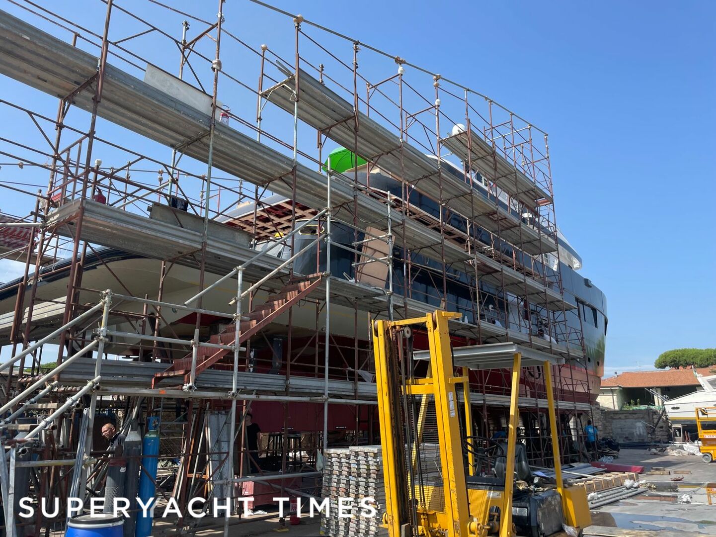 From 30m to 36m the Ocean King yacht Ma Victoire completes refit