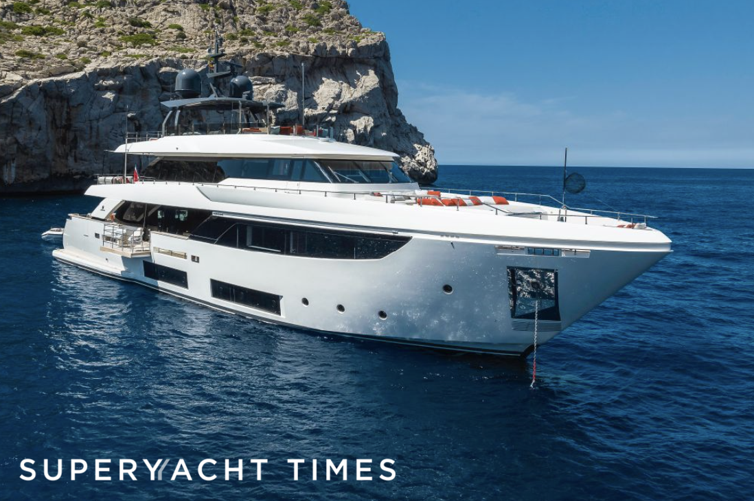 33m Custom Line Navetta motor yacht Diana II sold