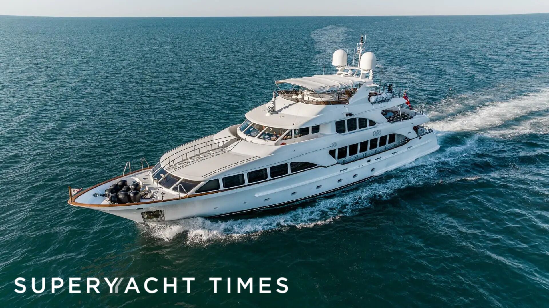 37m Benetti motor yacht Bunty for sale