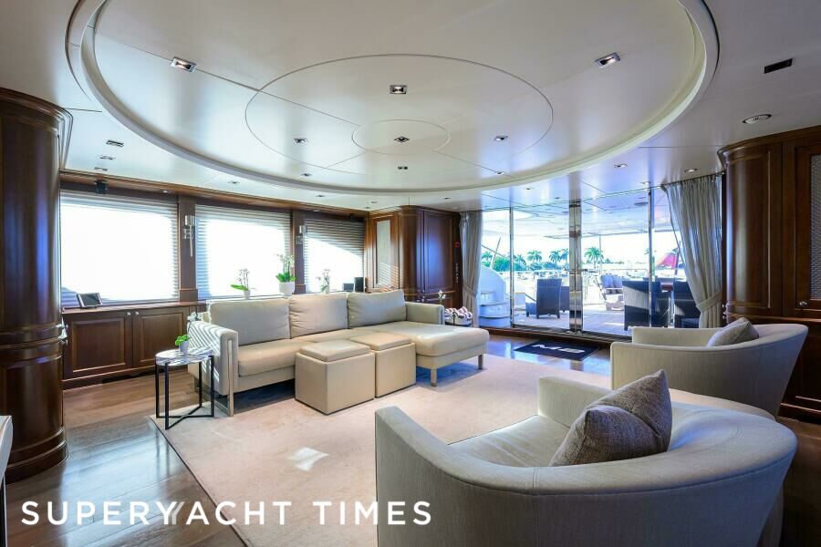 37m Benetti motor yacht M2 enters the market
