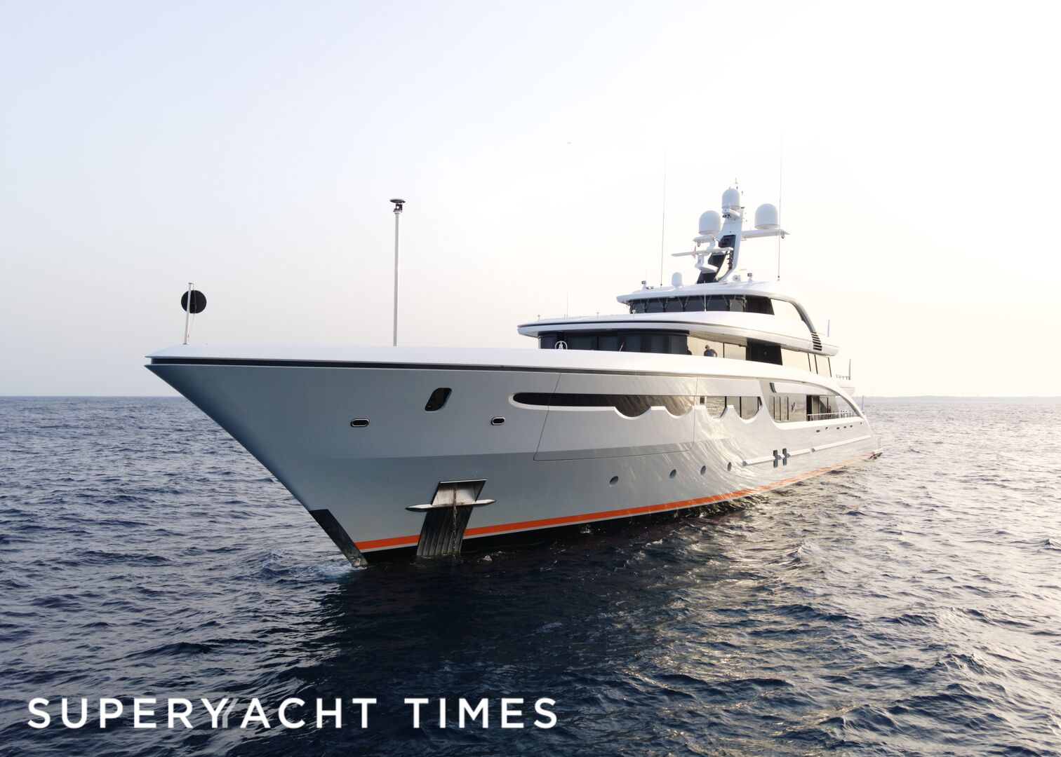 68m superyacht Starlust on the French Riviera