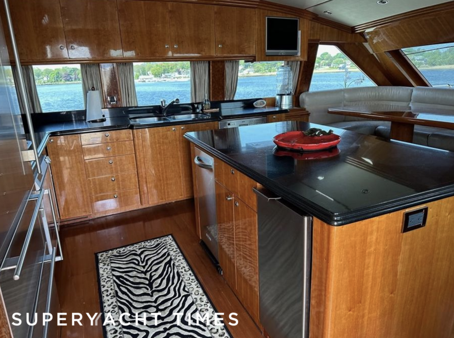 Hargrave 31m motor yacht Tuff Ship for sale