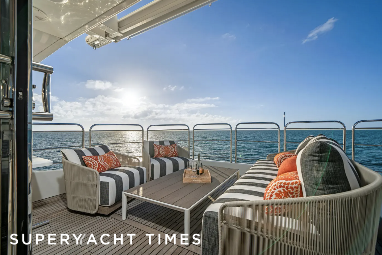 25m Sunreef catamaran Royal Rita for sale