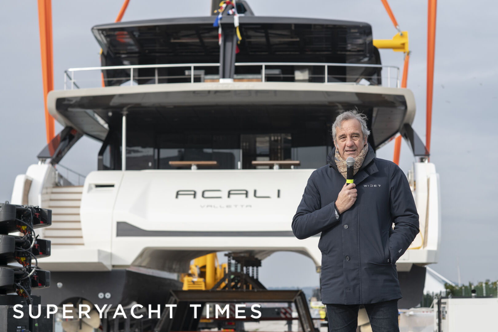 First 28m WiderCat 92 hybrid-propulsion yacht Acali launched