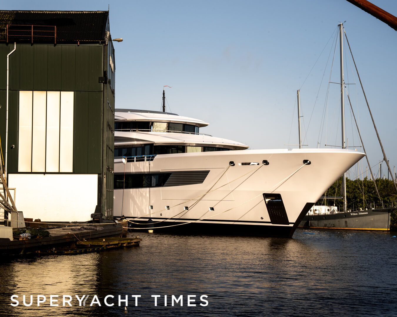 61m Hakvoort S-Class Project Asia superyacht launched