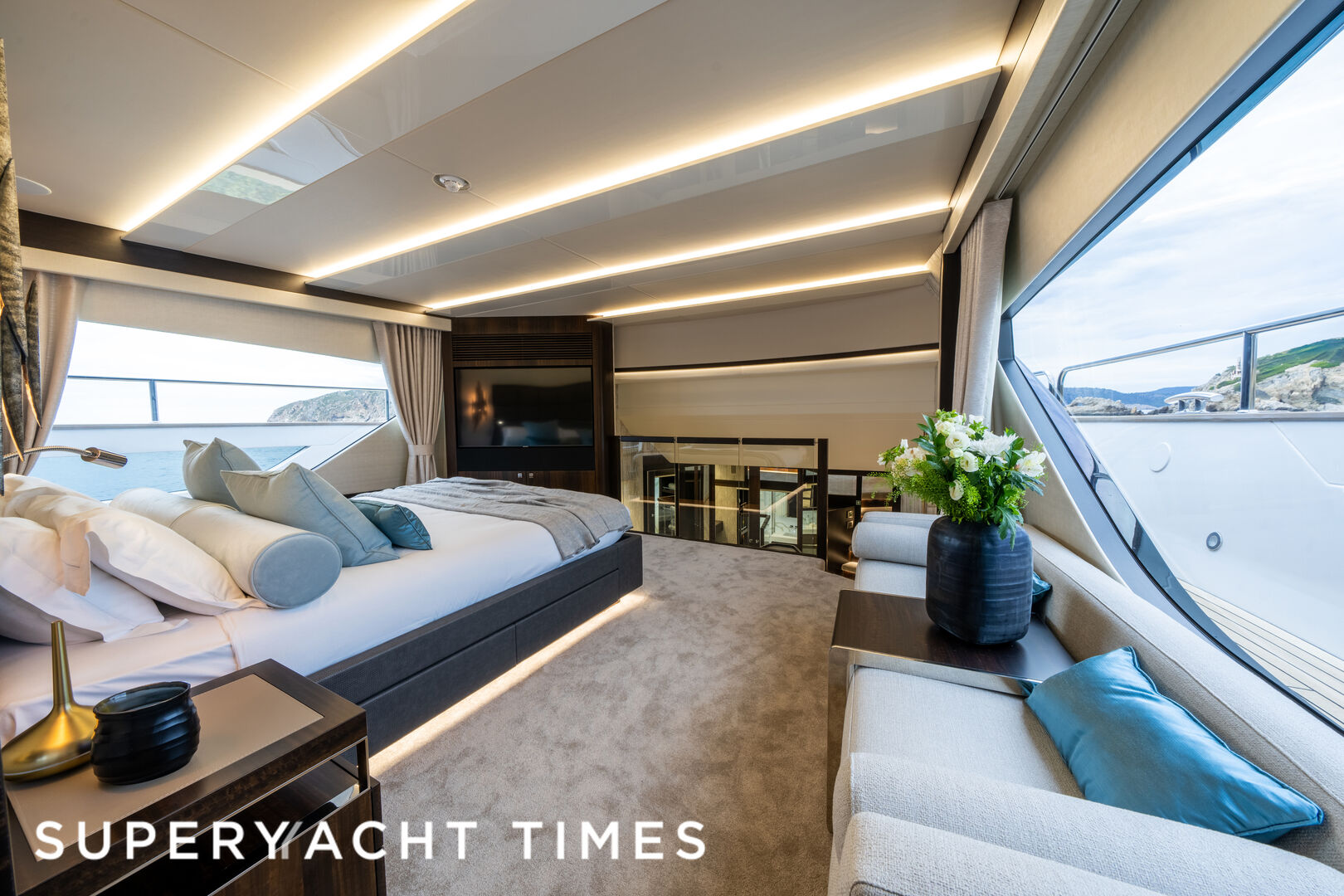 Onboard 28m custom Sunseeker Meros 95 yacht Blue Infinity One