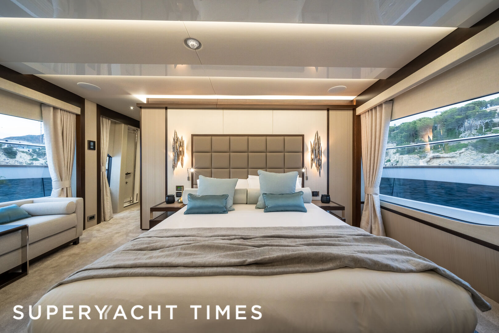 Onboard 28m custom Sunseeker Meros 95 yacht Blue Infinity One