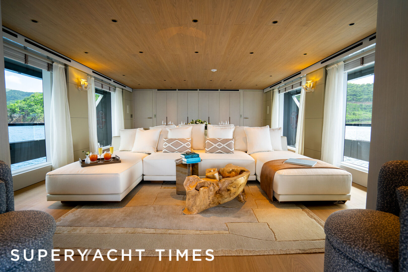 First look onboard 35m CdM motor yacht Stellamar