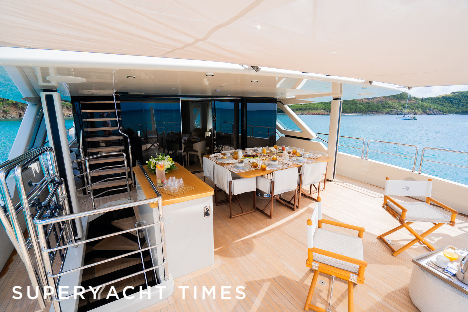 First look onboard 35m CdM motor yacht Stellamar