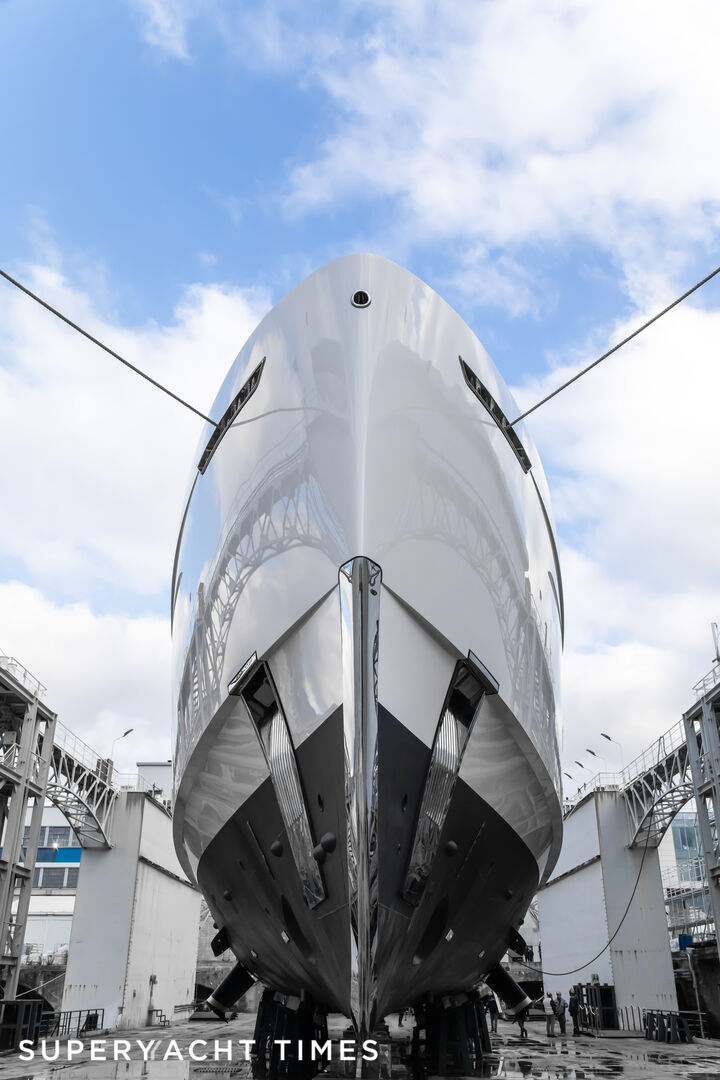 First 45m Tankoa 450 superyacht Go launched