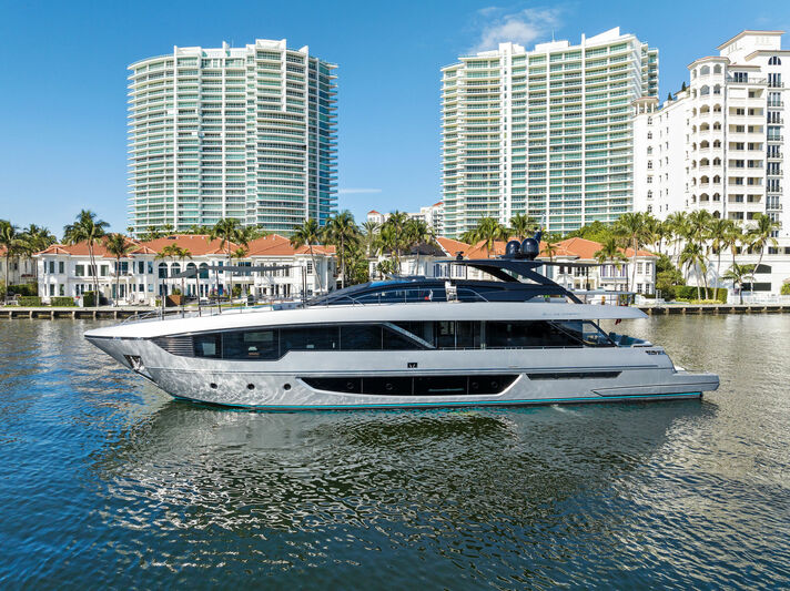 Beso | Superyacht Times