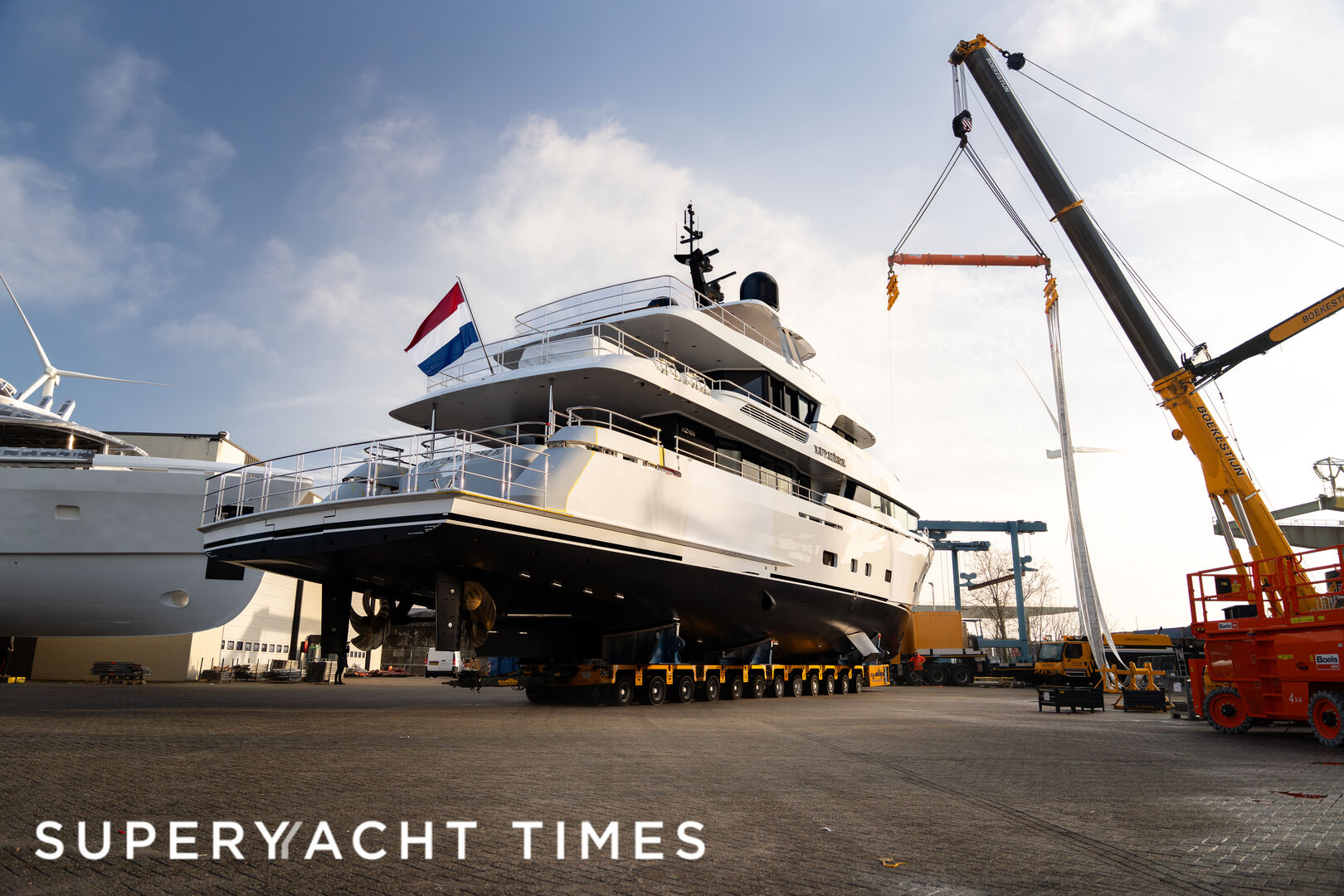 Video: Fifth 38m Moonen Martinique yacht Lumière launched