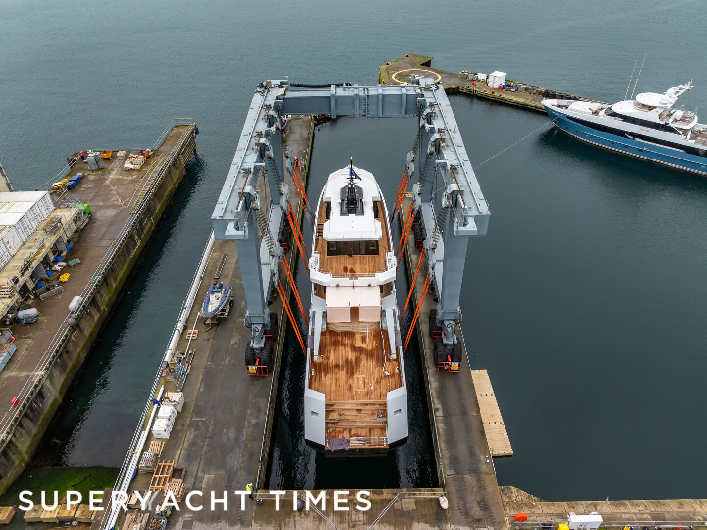 35m Pendennis motor yacht Project Fox launched
