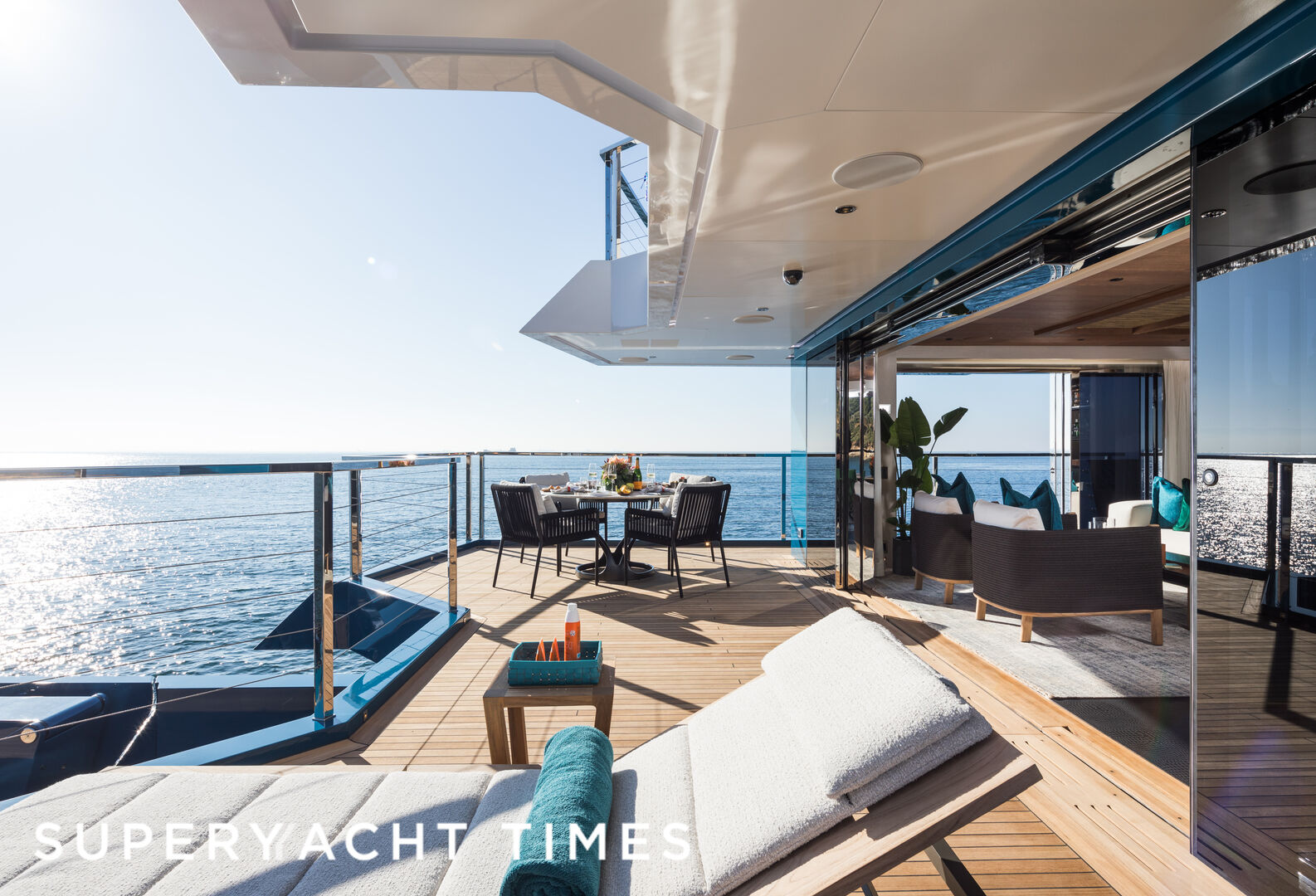 First Look: 47m Dunya superyacht King Benji delivered