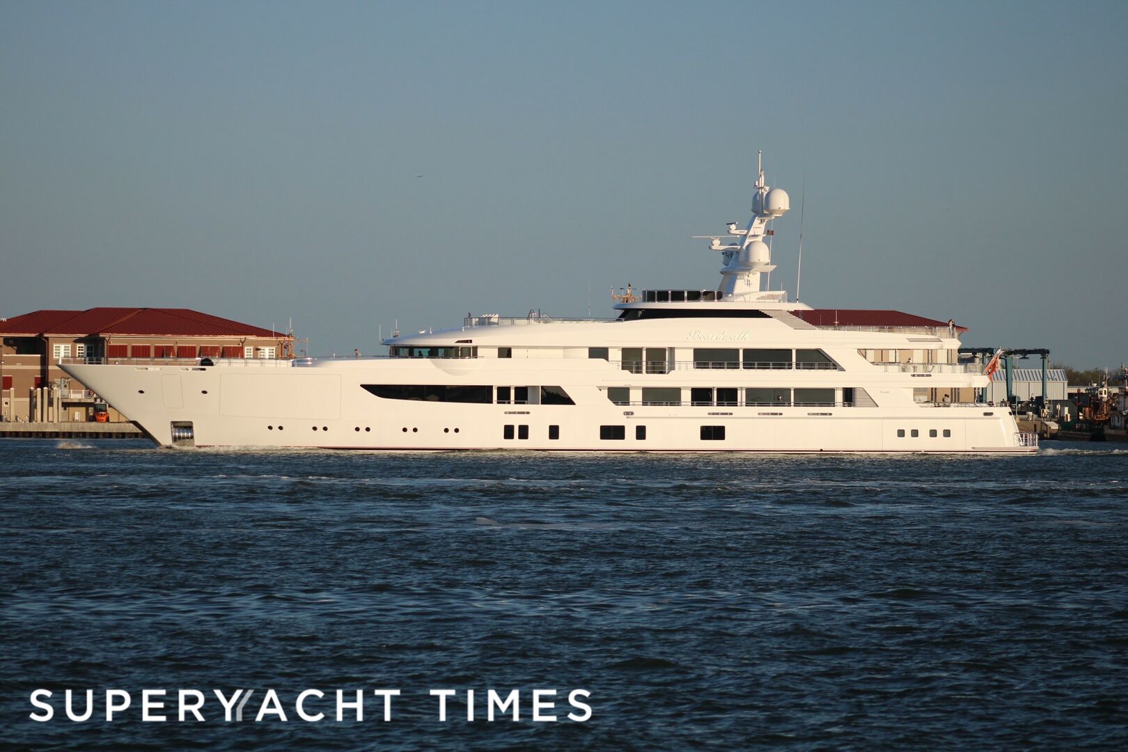 77m Feadship superyacht Boardwalk in Texas