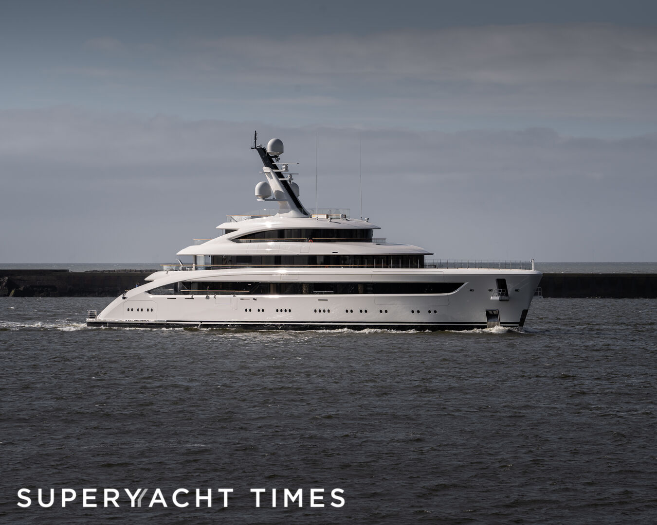 Exclusive: 76m Feadship 822 superyacht Alvia on sea trials