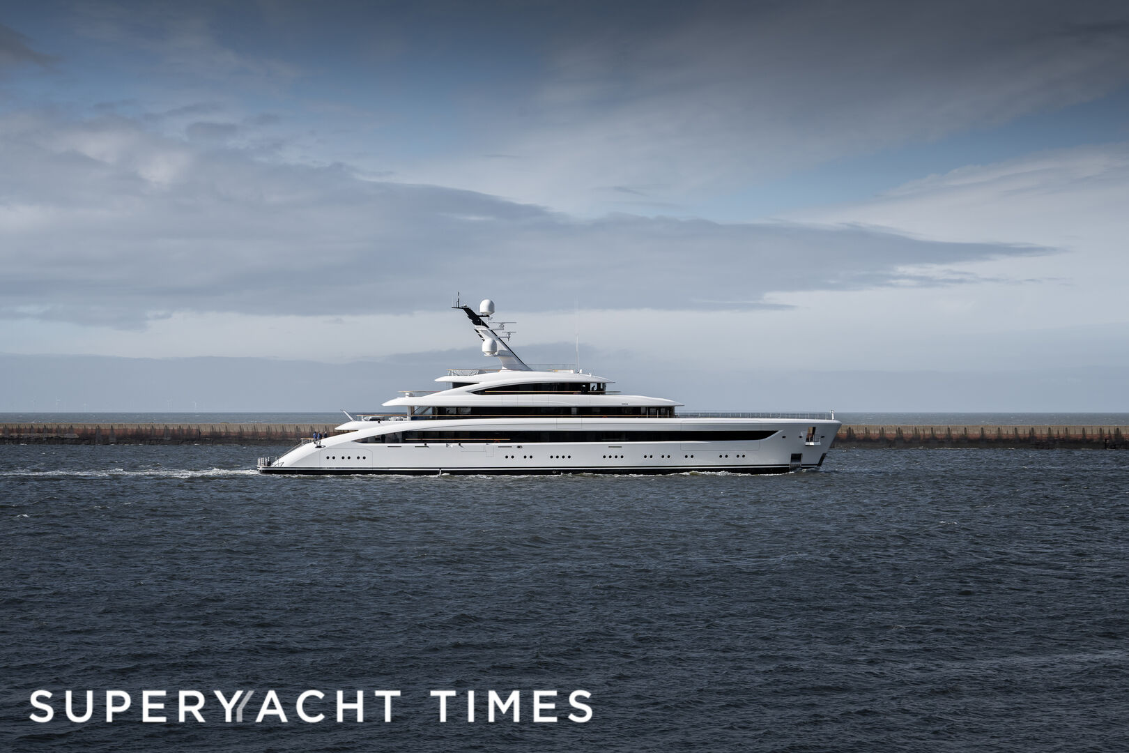 Exclusive: 76m Feadship 822 superyacht Alvia on sea trials