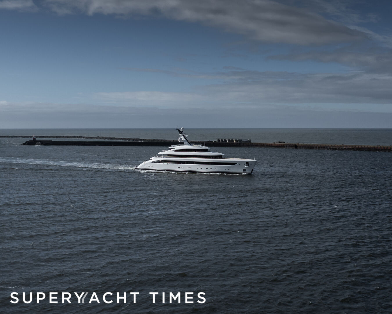Exclusive: 76m Feadship 822 superyacht Alvia on sea trials