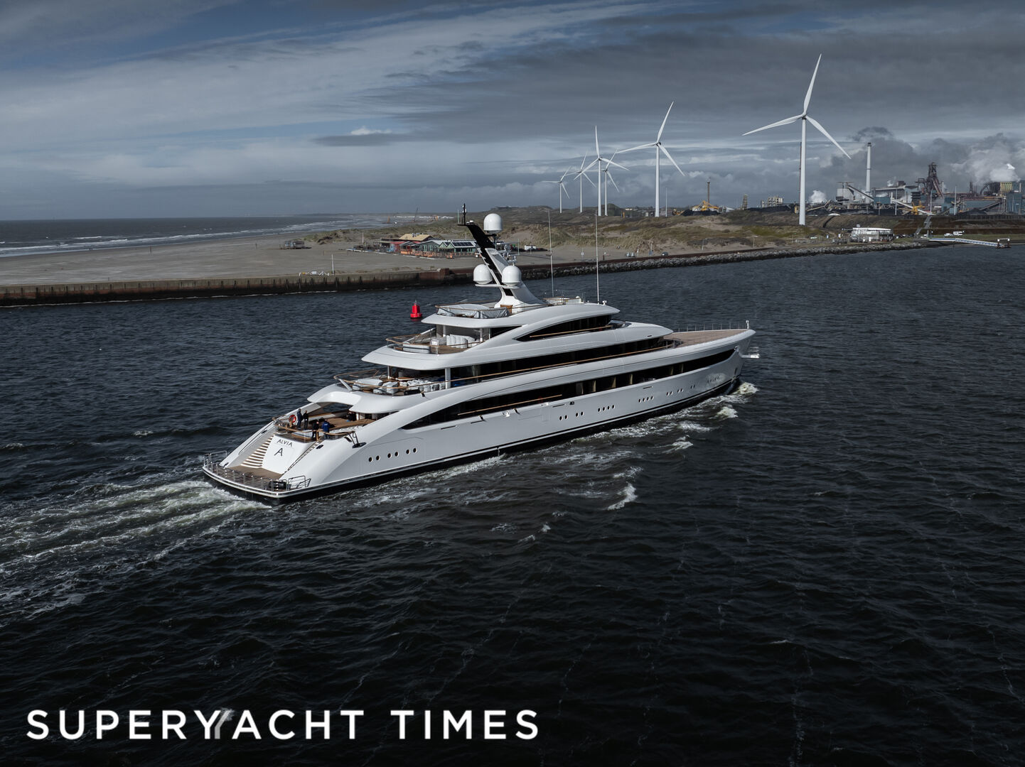 Exclusive: 76m Feadship 822 superyacht Alvia on sea trials
