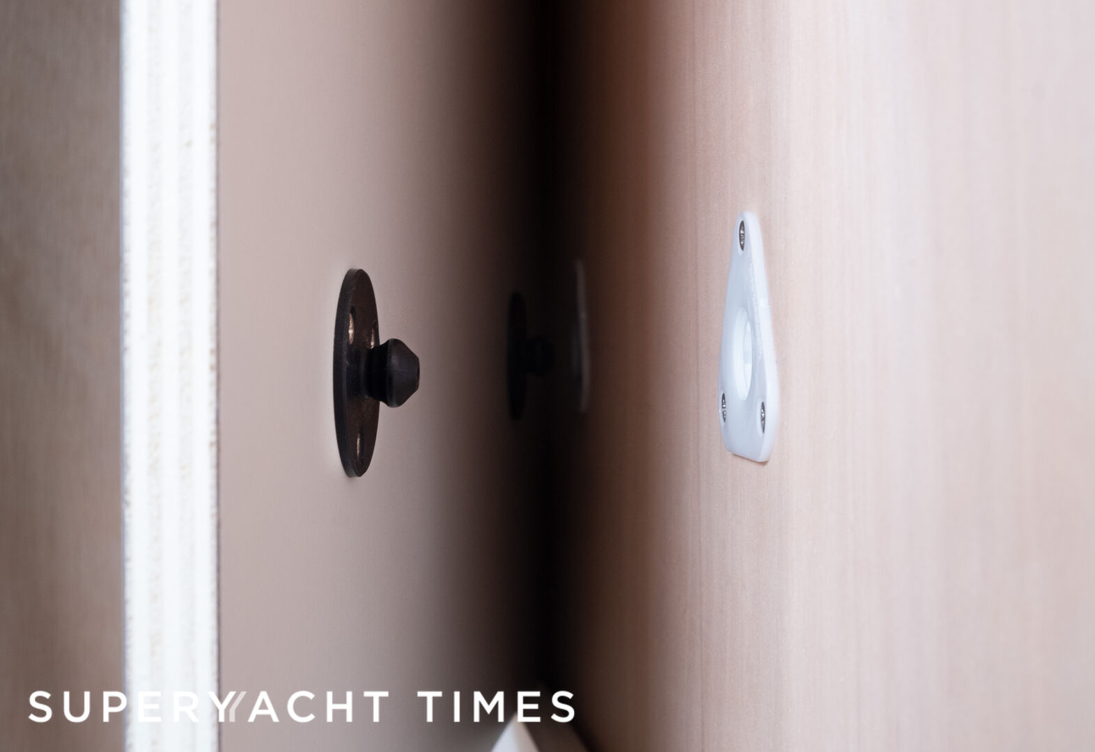 The advantages of removable panels for the marine sector