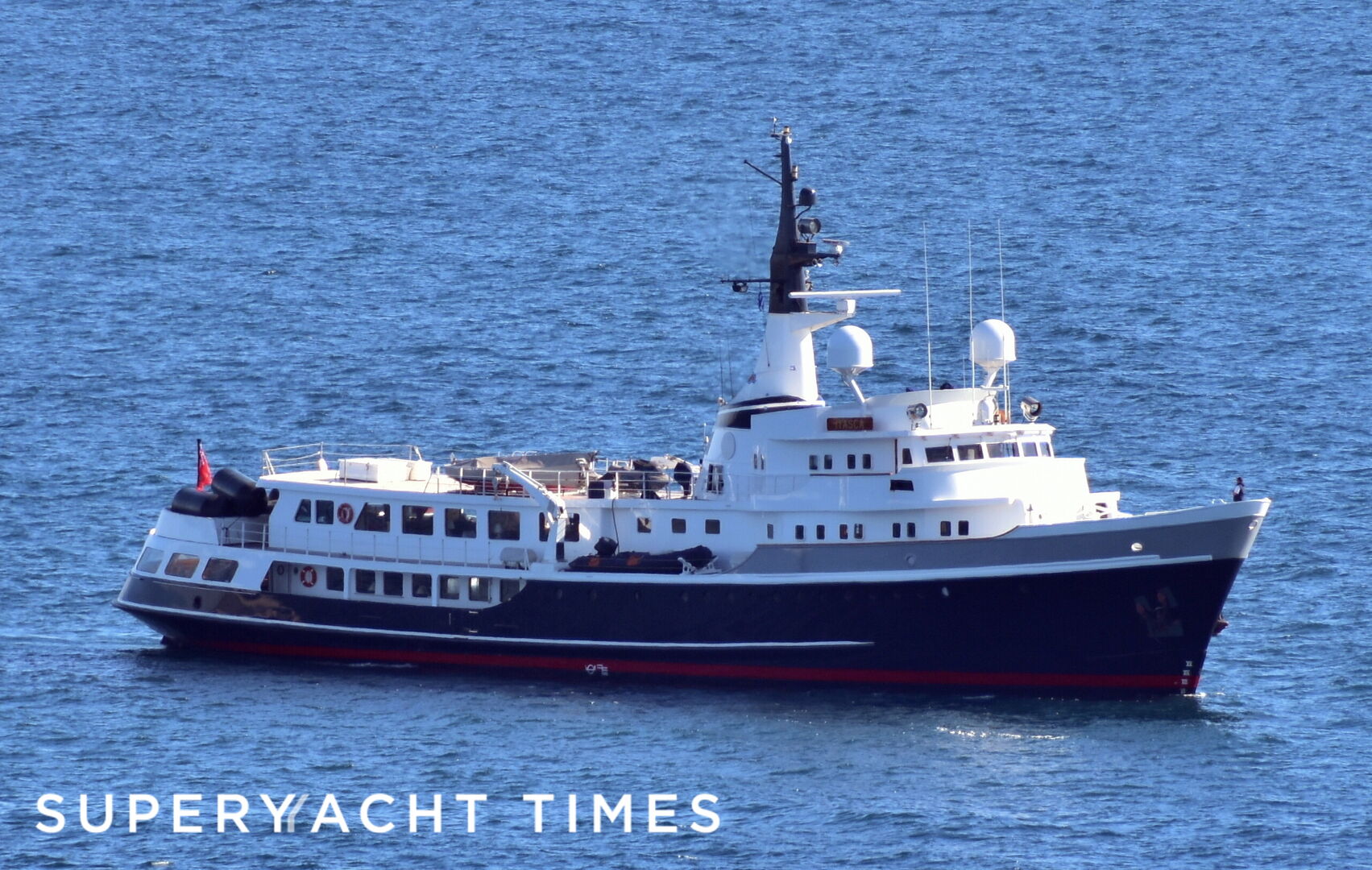 54m expedition yacht Itasca in Athens
